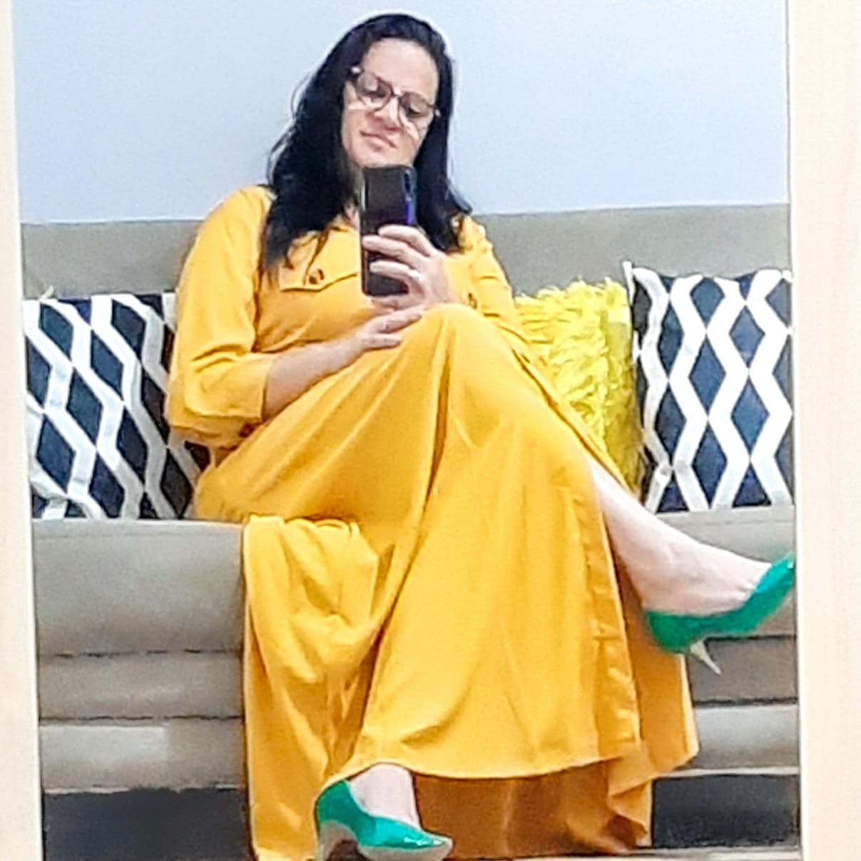 Ponto de cor no look. | Cami&Duda